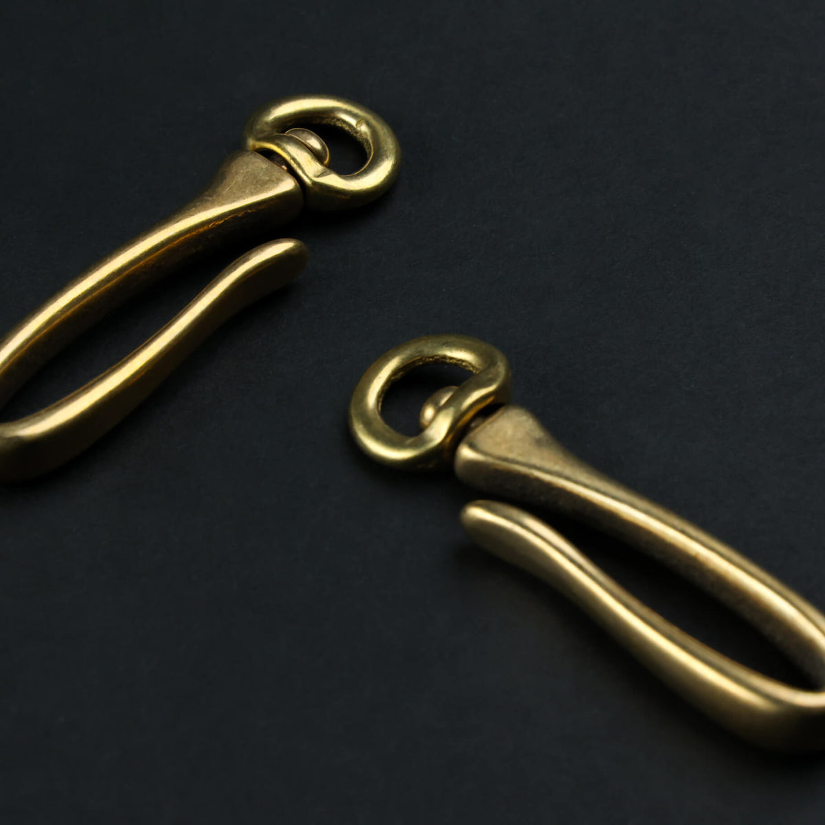 Japanese Brass Swivel Fishhook – District Leather Supply